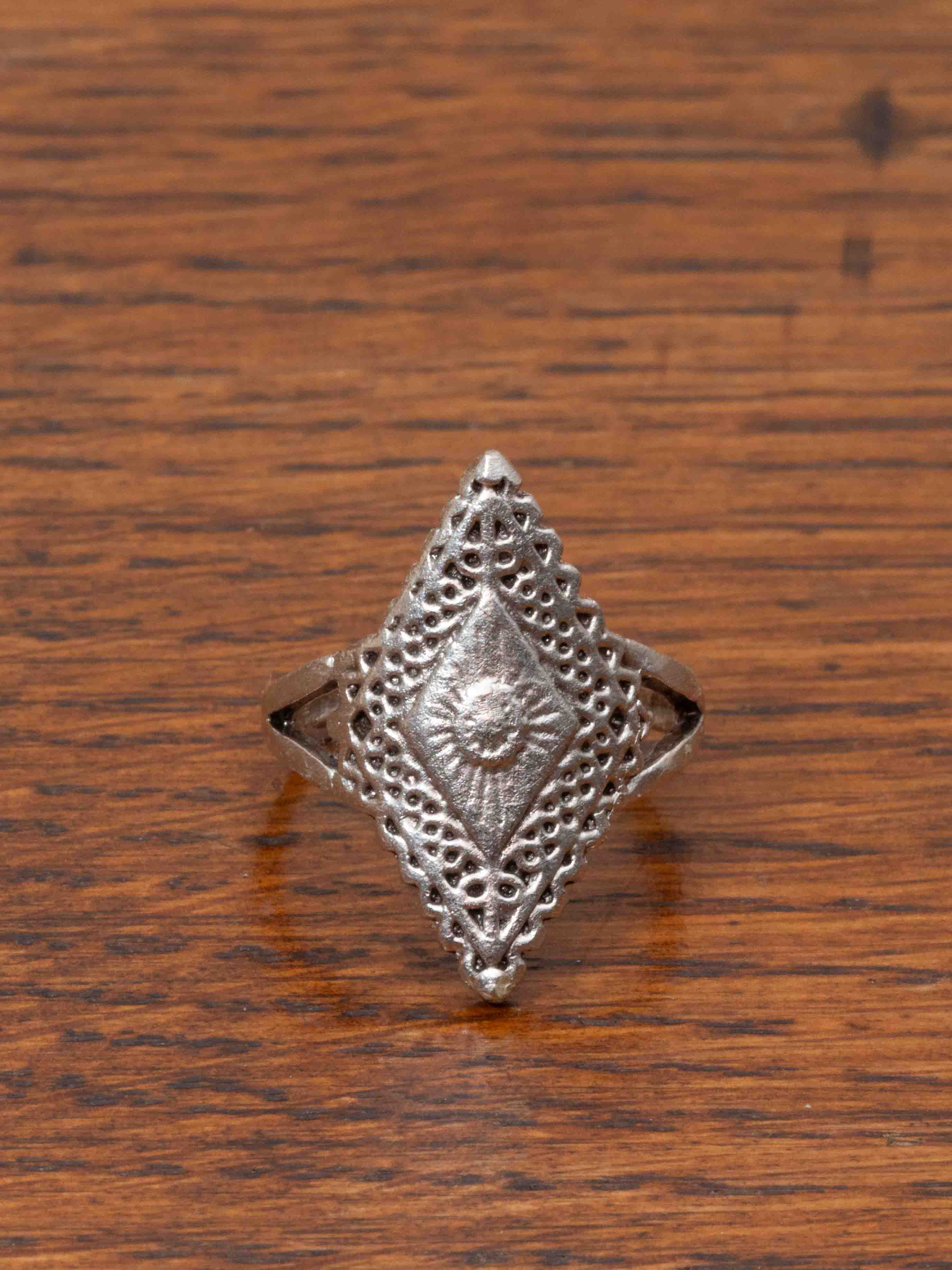 Gija Ring – Taboo Fashion & Accessories