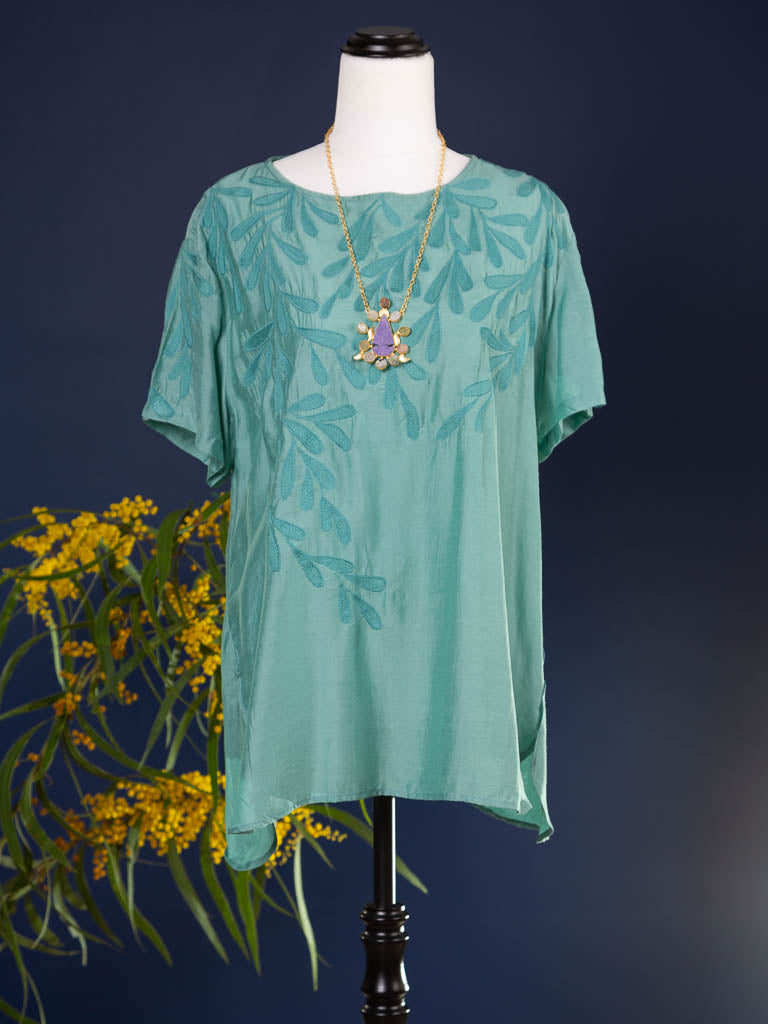 Embroidered Top Mint – Taboo Fashion & Accessories